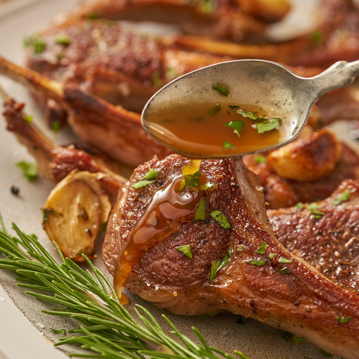 Perfect 15-Minute Lamb Chops with Garlic and Herbs - The Table Diaries
